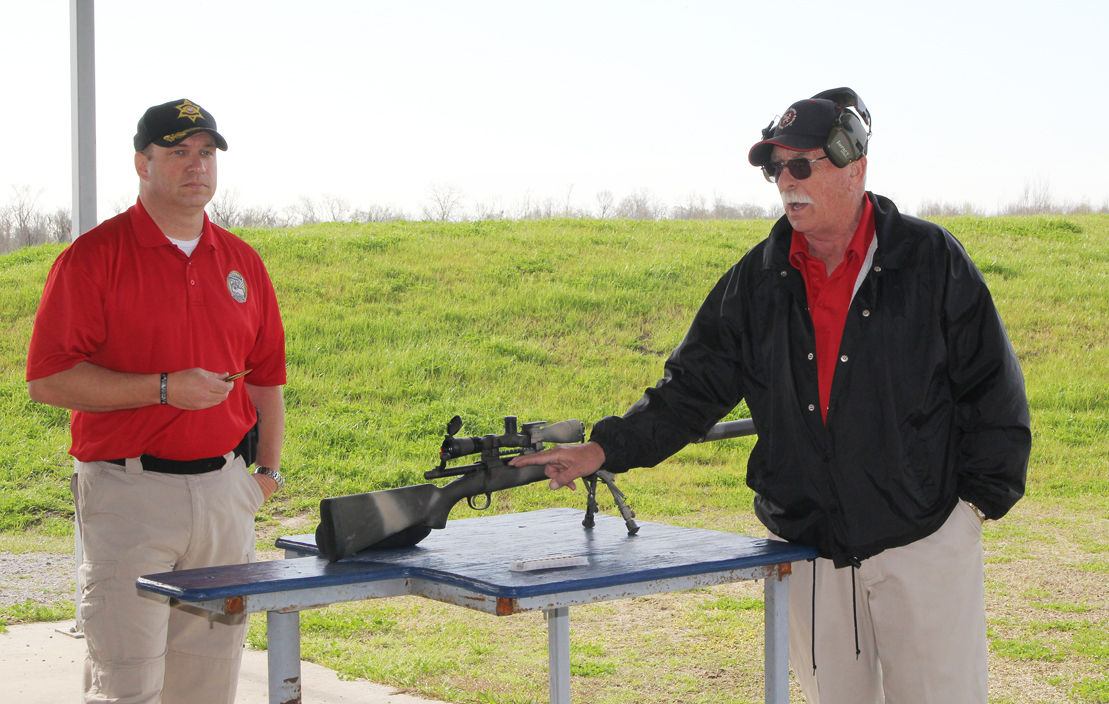 Captain Troy Whitney, Lt. Teddy Adams | L'Observateur