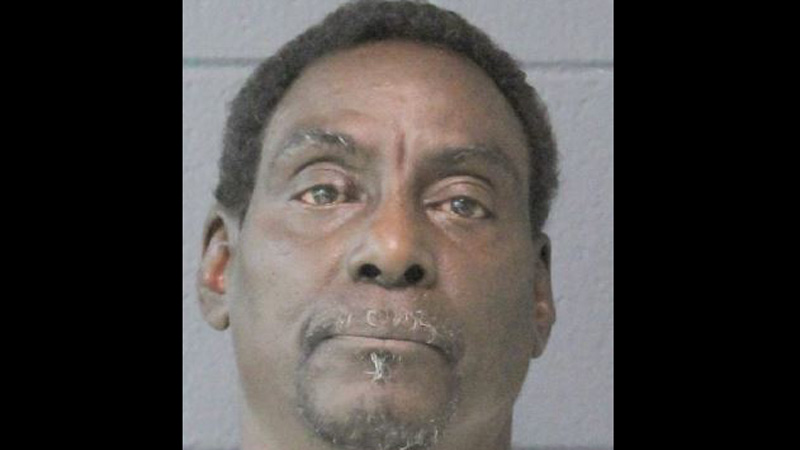 Money argument turns to gunfire between men, 76 & 66 | L'Observateur