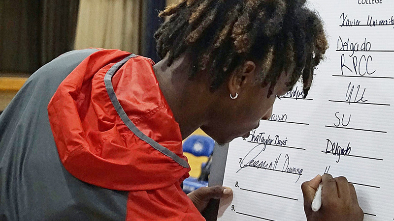 West St. John High students sign on for college | L'Observateur