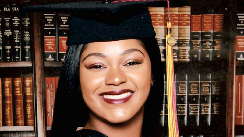 Photo Feature: Angel Robinson graduates from Loyola | L'Observateur