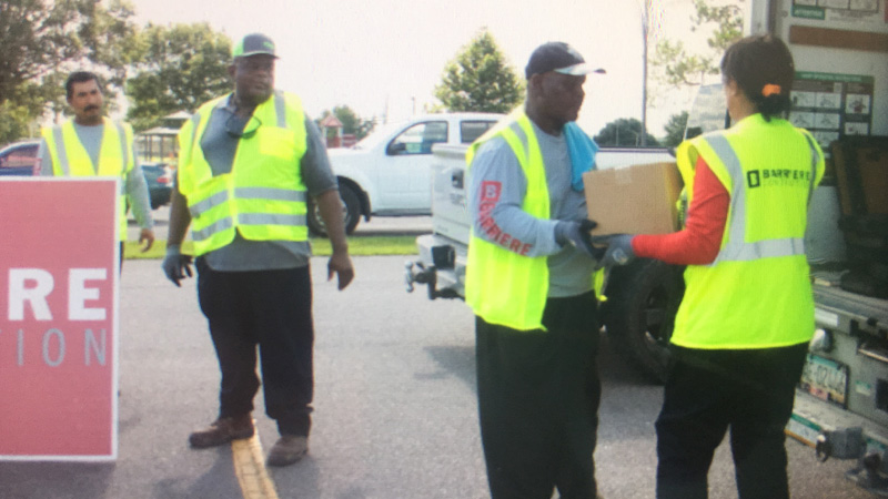 Local partners sponsor food distribution | L'Observateur