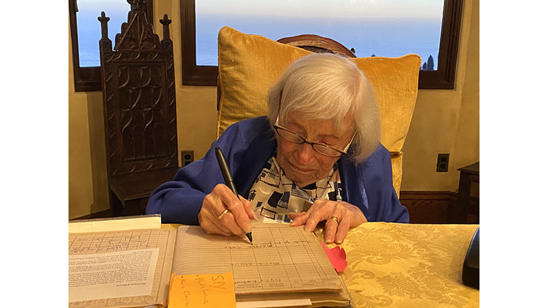 101 Year Old Female Spy Who Worked Behind Nazi Lines – Signs WWII ...