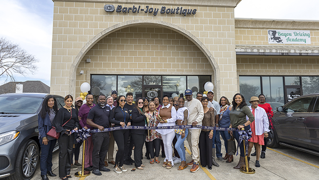 Barbi-Joy Boutique brings flair of elegance to Belle Terre | L'Observateur