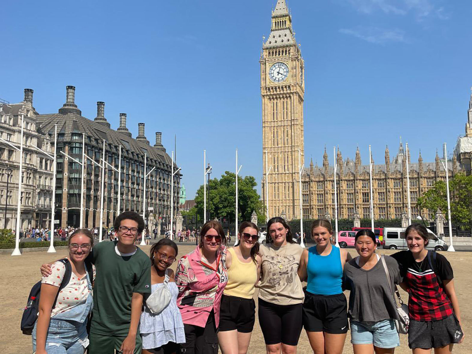 SCC students fly across the pond | L'Observateur