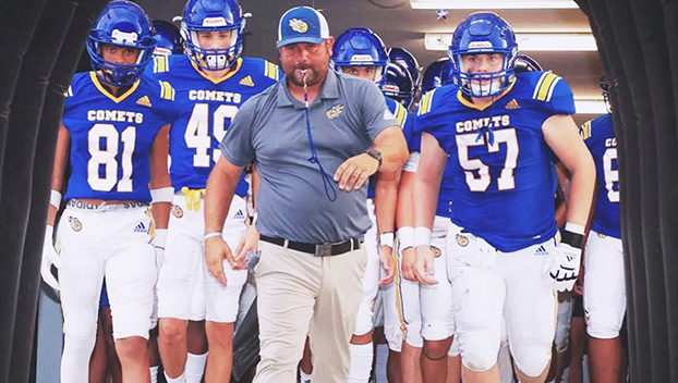 St. Charles Catholic holds off Lutcher for 21-20 win | L'Observateur