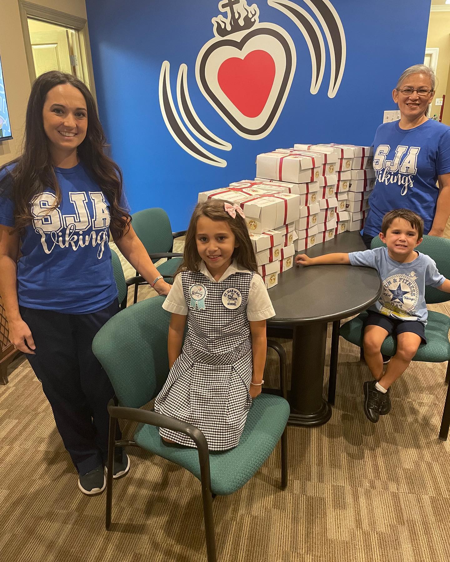 SJA students use the holiday season to give back - L'Observateur | L ...