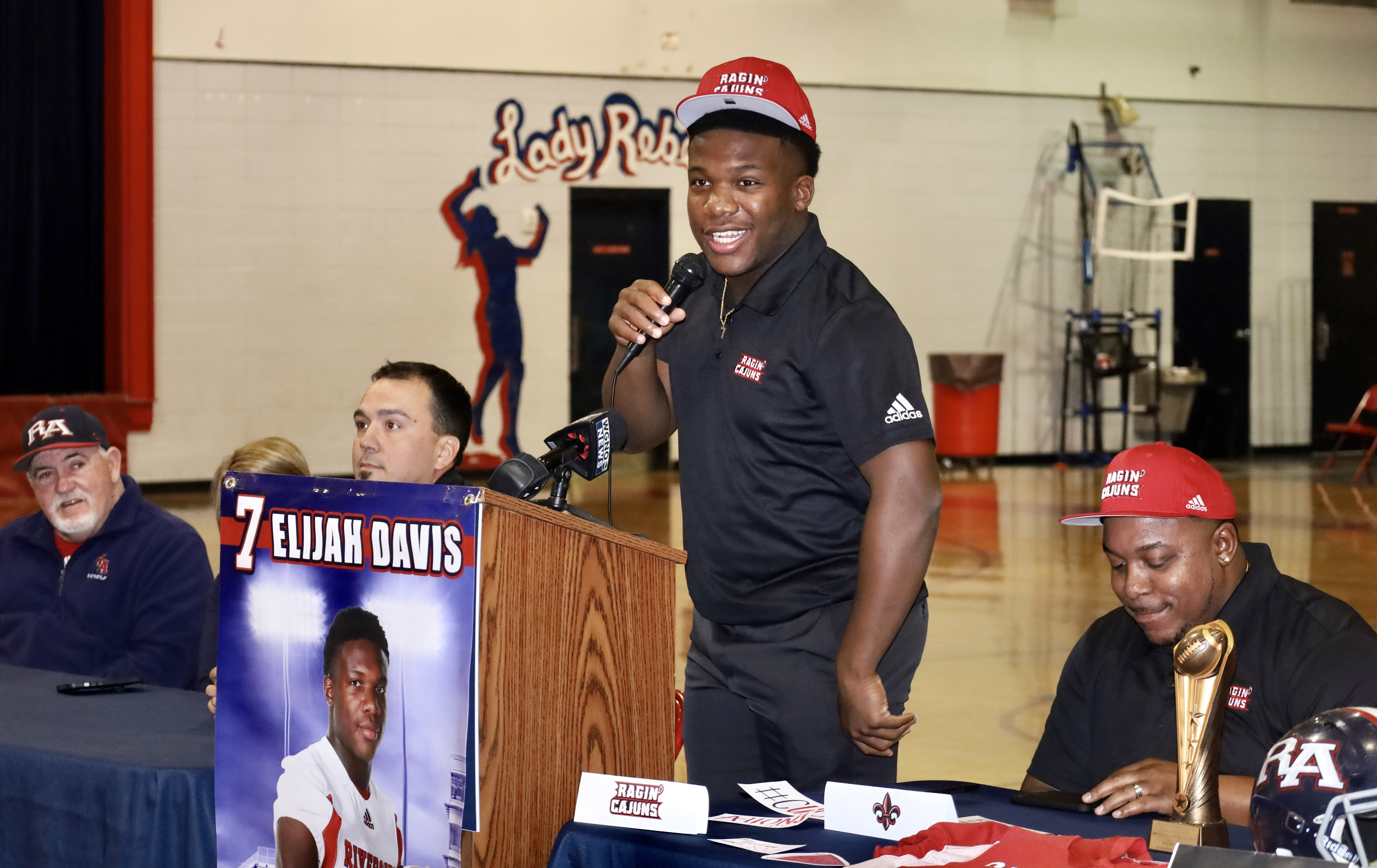 Elijah “Bill” Davis commits to Ragin’ Cajuns | L'Observateur