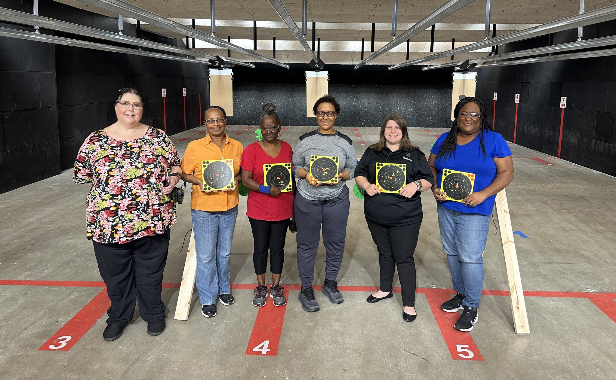 Women attend firearm familiarization class | L'Observateur