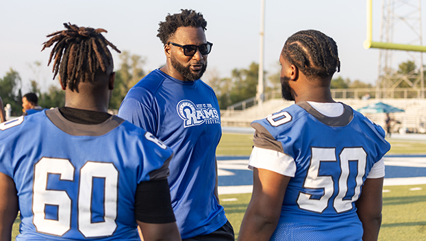 Former NFL player Tyson Jackson returns to Edgard, inspires next ...